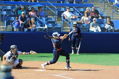 Softball brings six-game win streak to UCLA | Sports | dailytitan.com