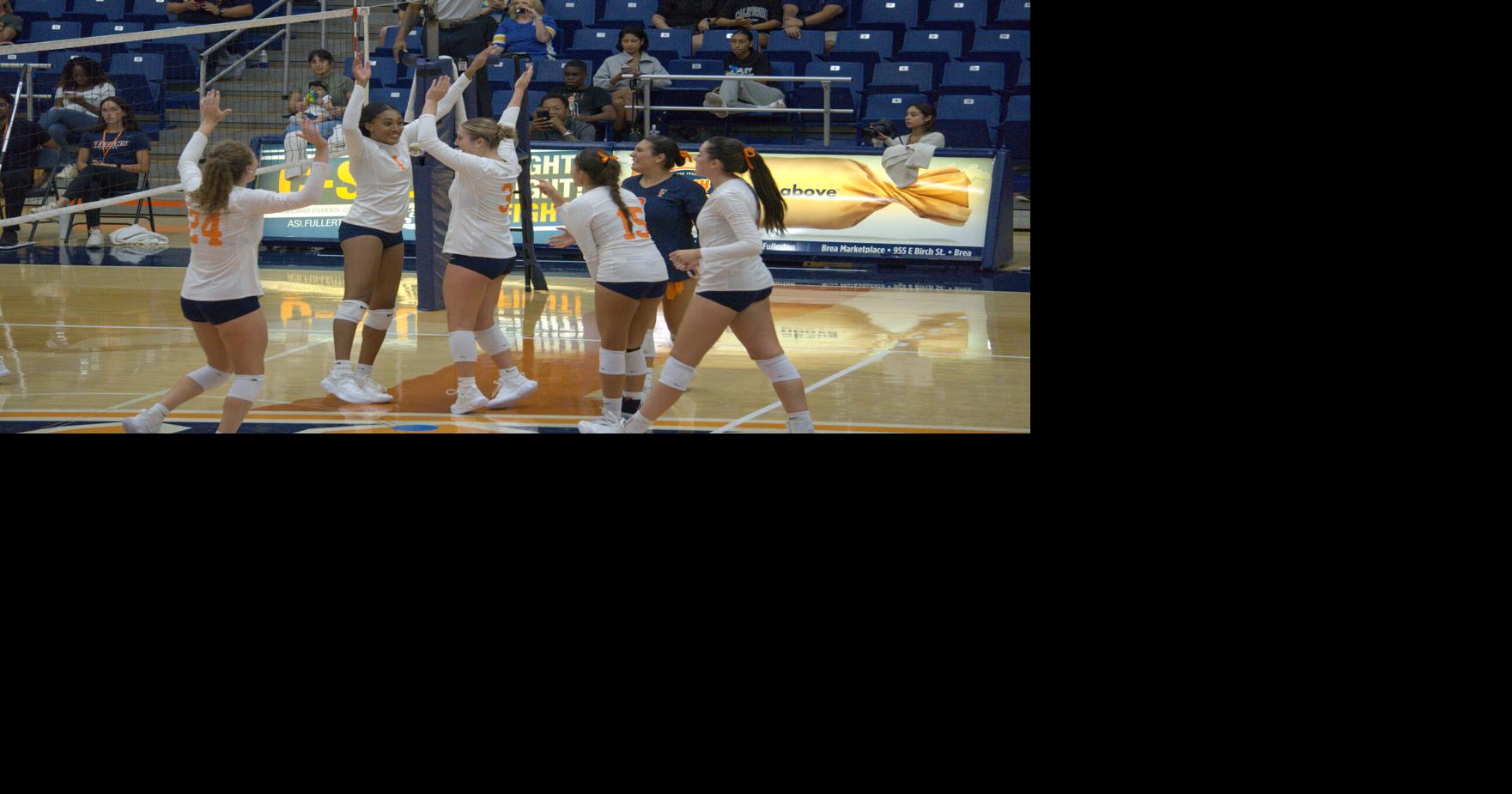 CSUF volleyball splits Gonzaga Invite slate, wins first game of the season | Sports | dailytitan.com
