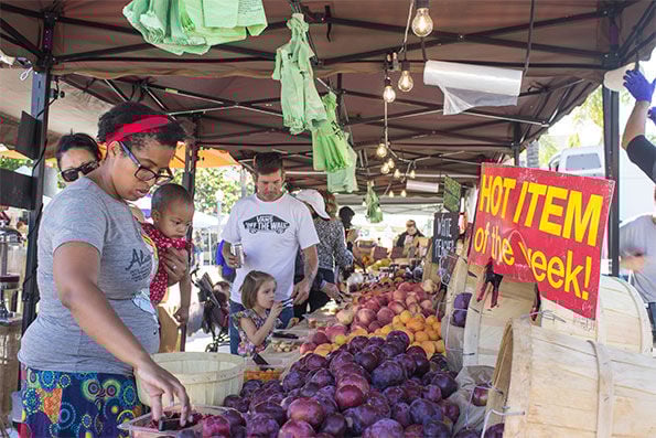 Fullerton Farmer’s Market celebrates 25 years | Lifestyle | dailytitan.com