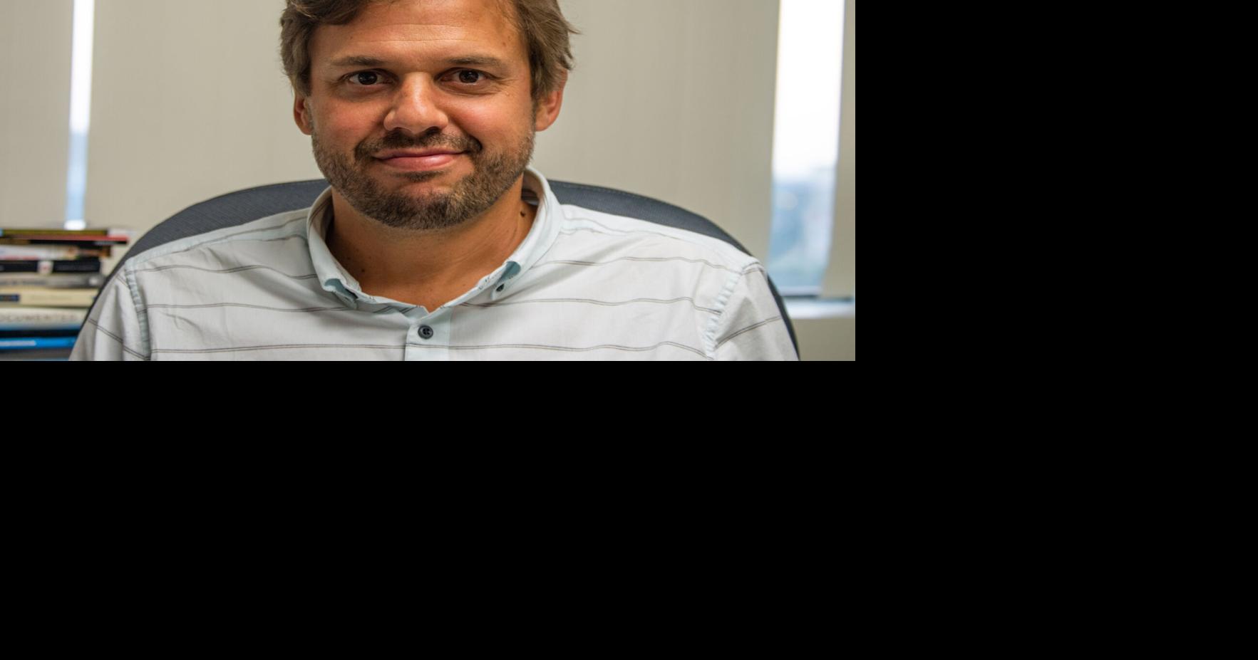 CSUF professor to teach class on undocumented youth | Campus News ...