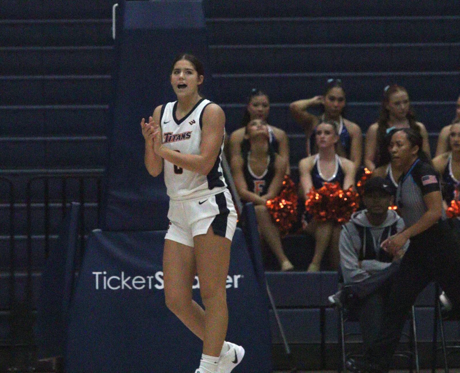 Steiner and Pearson shine as CSUF women's basketball splits two road ...