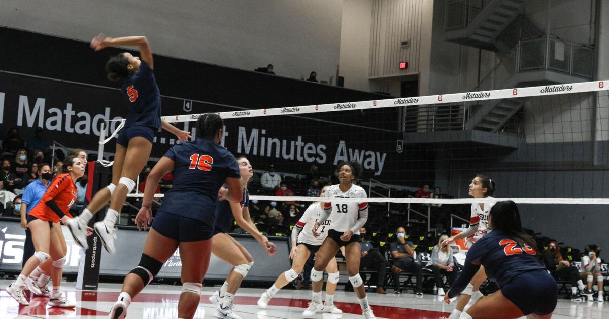 Volleyball Splits Season Opening Doubleheader Sports
