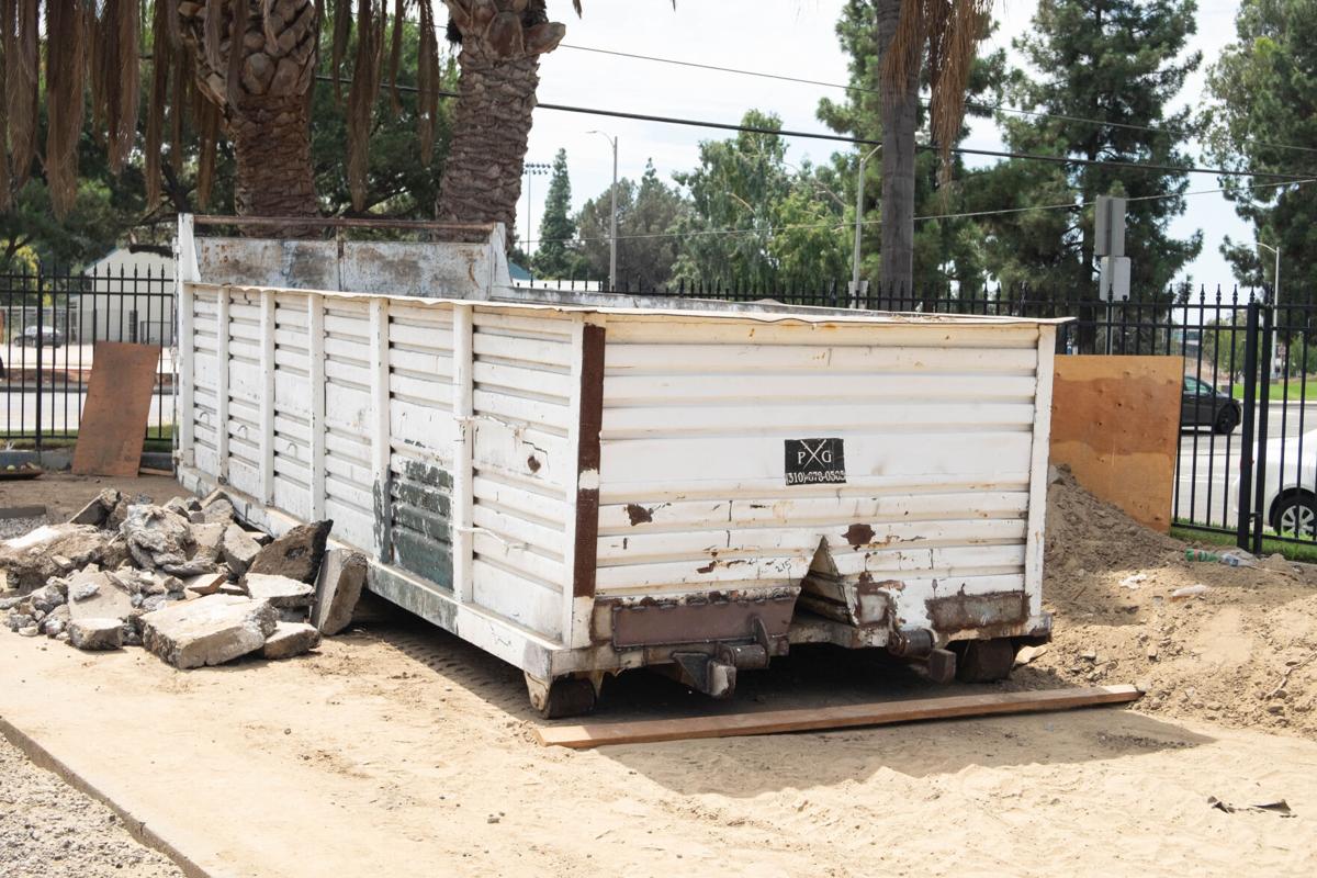 Racial slur found on dumpster | Local News | dailytitan.com