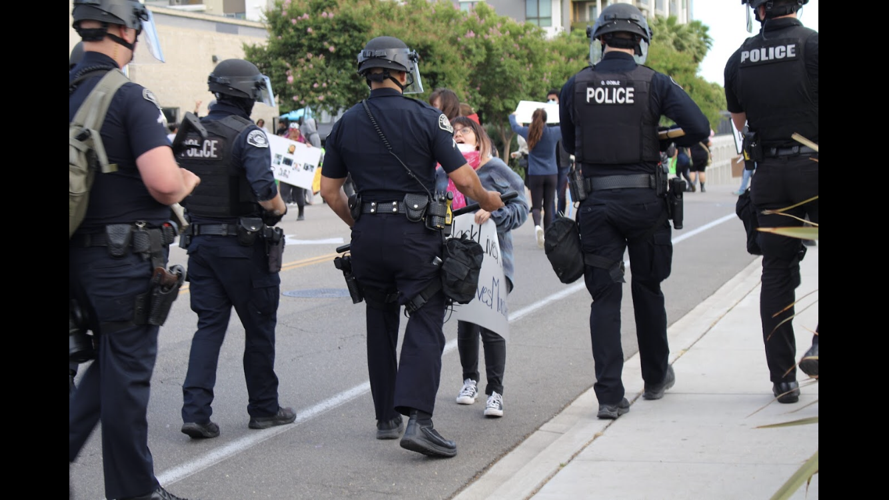 Police break up Fullerton protest over George Floyd’s death | Local ...