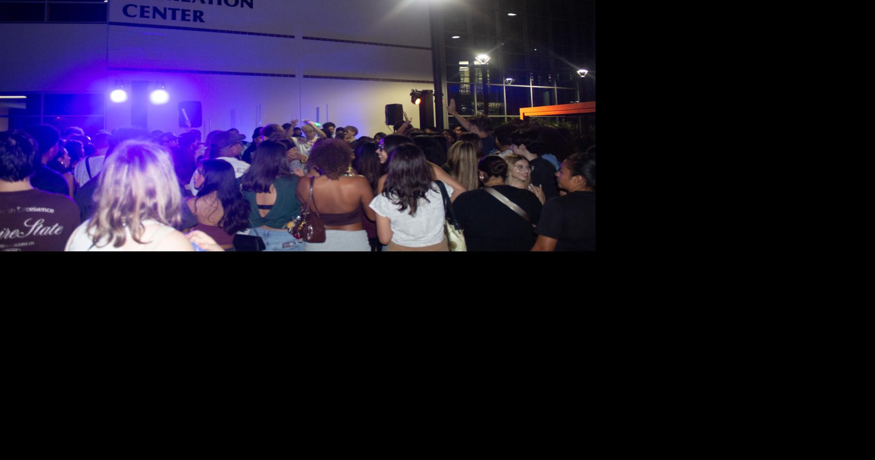 Annual "Rec'd All Night" event lets new CSUF students break in their ...