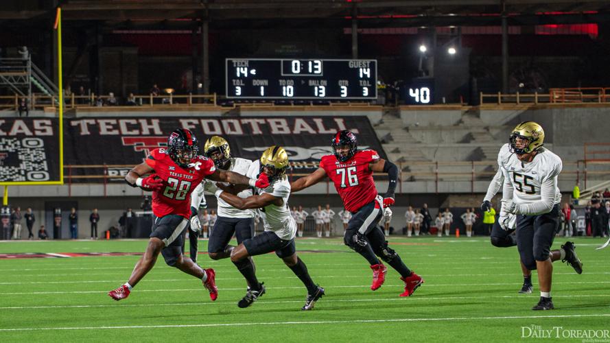 Tech takes on UCF | Gallery | dailytoreador.com