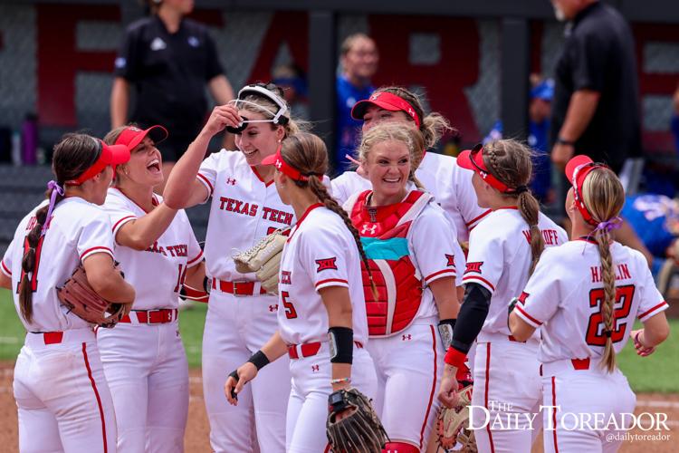 Texas Tech softball defeats Kansas University 4-2 | Gallery | dailytoreador.com