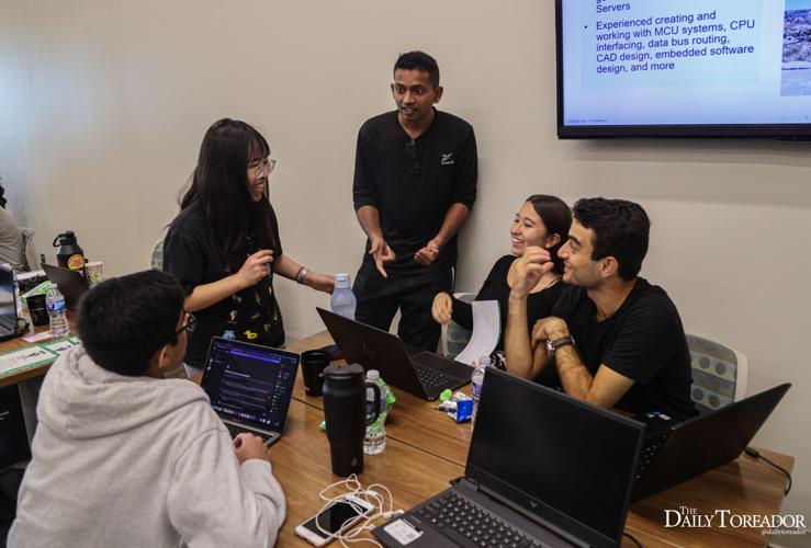 Gdsc Hosts Annual Hackathon Promotes Coding For Performance News