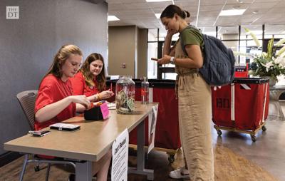 Students prepare for move-in process | News | dailytoreador.com