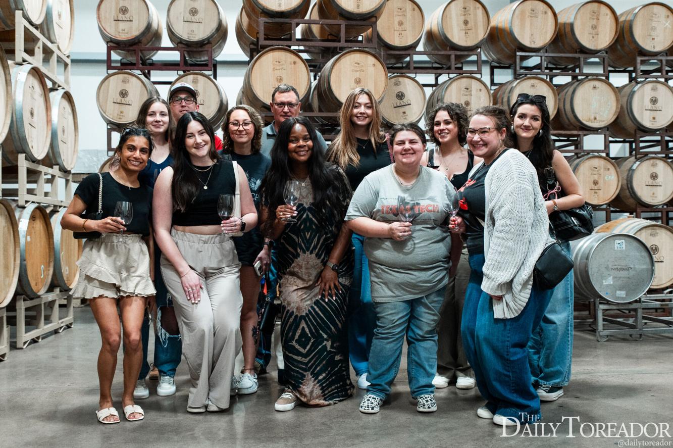 Raiders Uncorked samples hands-on wine education experiences | La Vida | dailytoreador.com