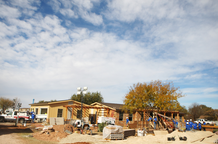 Extreme Home Makeover | Featured | dailytoreador.com