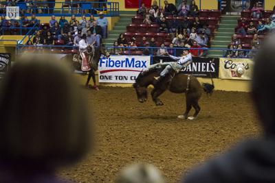 ABC Pro Rodeo rides into Raiderland for the weekend | La Vida ...