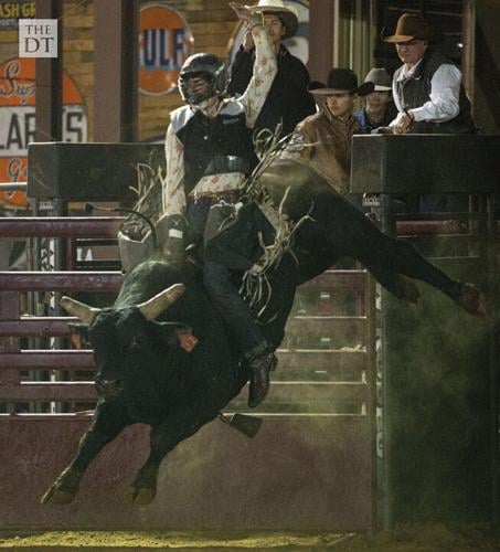 Texas Tech College Rodeo kicks off first night | La Vida ...