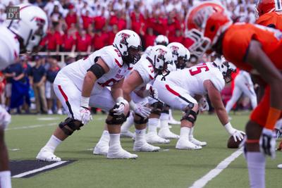 Offensive line full of experience | Sports | dailytoreador.com