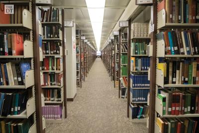 Digitization impacts campus library resources | La Vida | dailytoreador.com