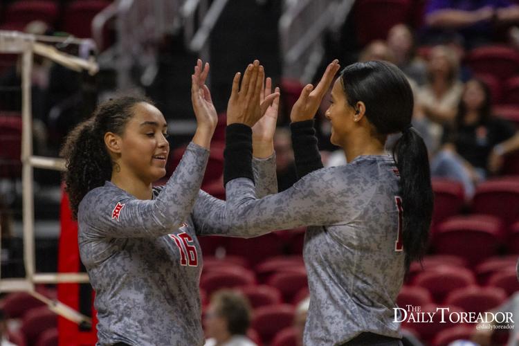 Tech volleyball defeats Tarleton State 3-0 in season opener | Gallery ...