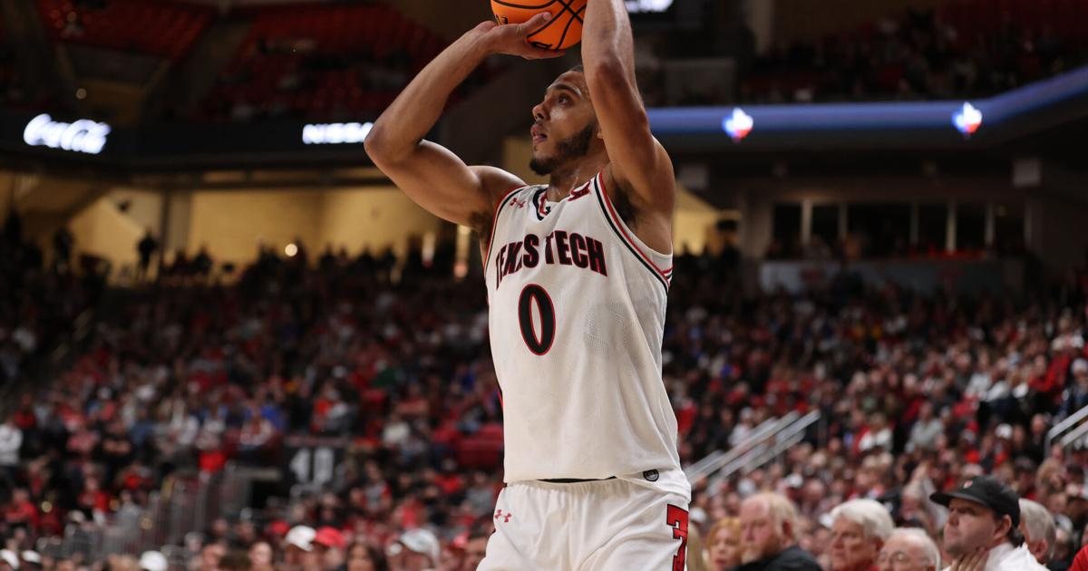 Tech falls to No. 3 Kansas in Lubbock | Sports | dailytoreador.com Tech falls to No. 3 Kansas in Lubbock | Sports | dailytoreador.com