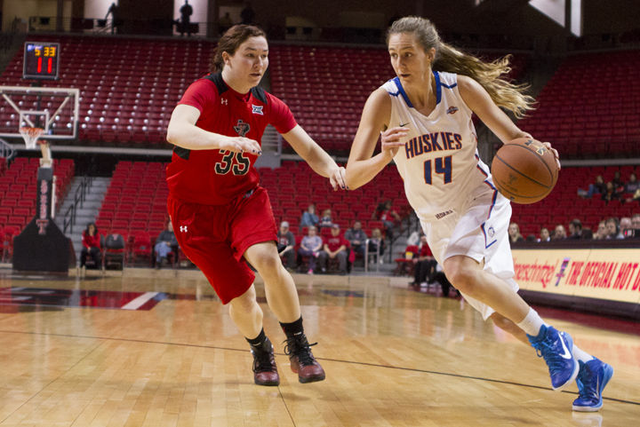 Houston Baptist at Texas Tech | Gallery | dailytoreador.com