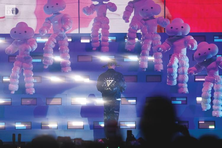 J Balvin Arcoíris Tour Concert | Gallery | dailytoreador.com