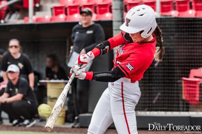 Tech softball snaps losing streak with win against UCF | Sports | dailytoreador.com