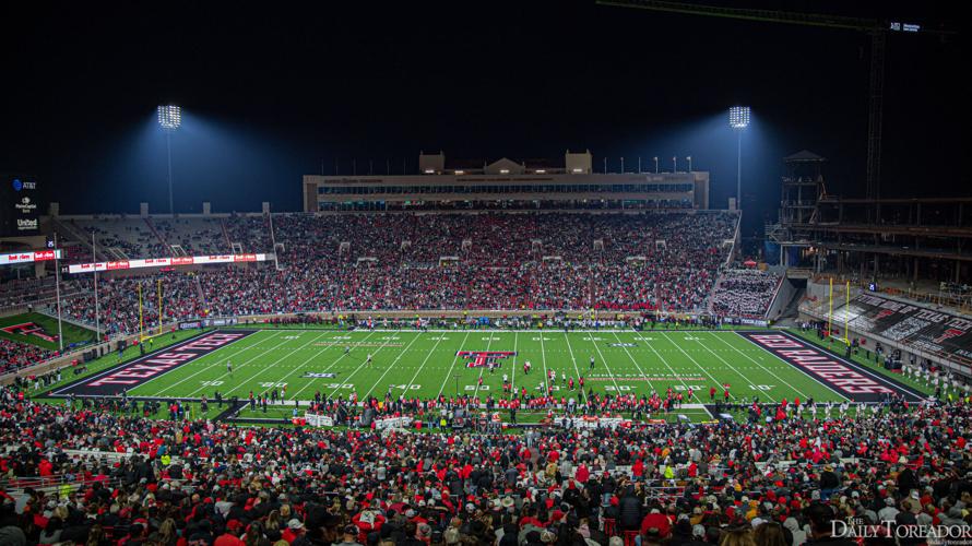 Tech takes on UCF | Gallery | dailytoreador.com