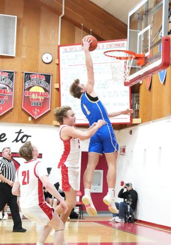 Boys basketball: Lake Mills downs Columbus to win outright league ...