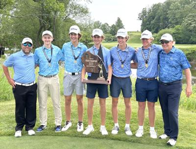 All hail the champions: Cambridge golfers win program's first ever ...