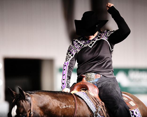 Fort Atkinson woman places in national horse reining competition | Fort ...