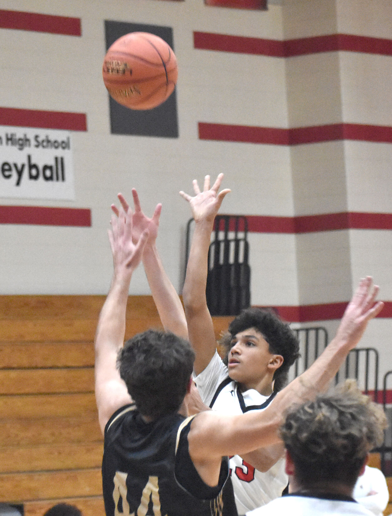 Boys basketball: Geiger scores 28 as Fort upends Edgewood, 68-58 ...