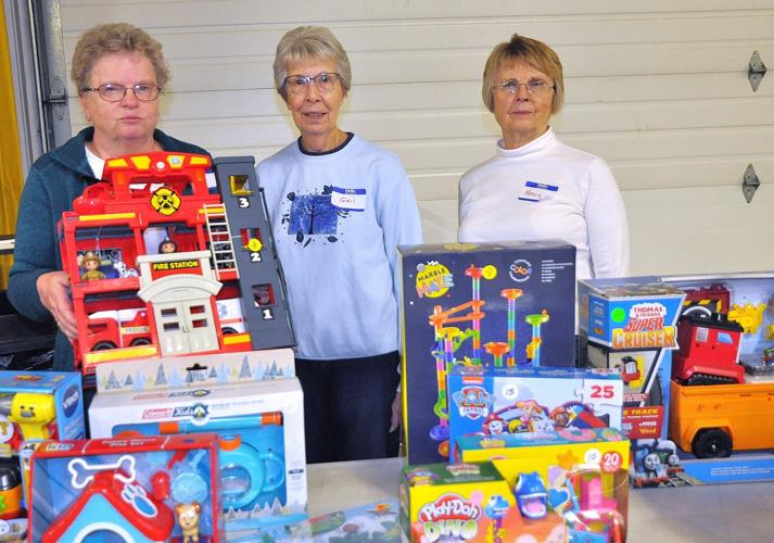 Christmas Neighbors marks 70th with banner year of giving ...