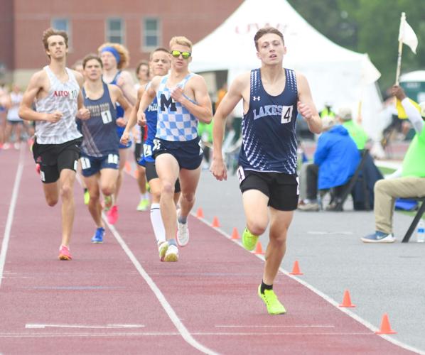Lakeside repeats in style, setting new D2 scoring mark at state track ...