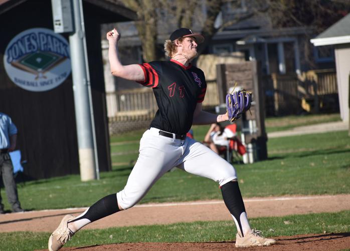 Baseball: Kloster takes no-hitter into fifth, Fort jumps ahead early in ...