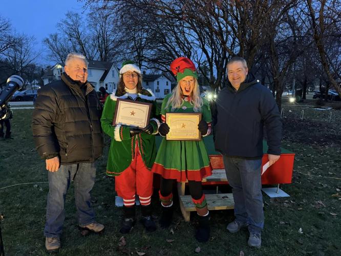Johnson Creek tree lighting offers carols, Santa and a food drive ...