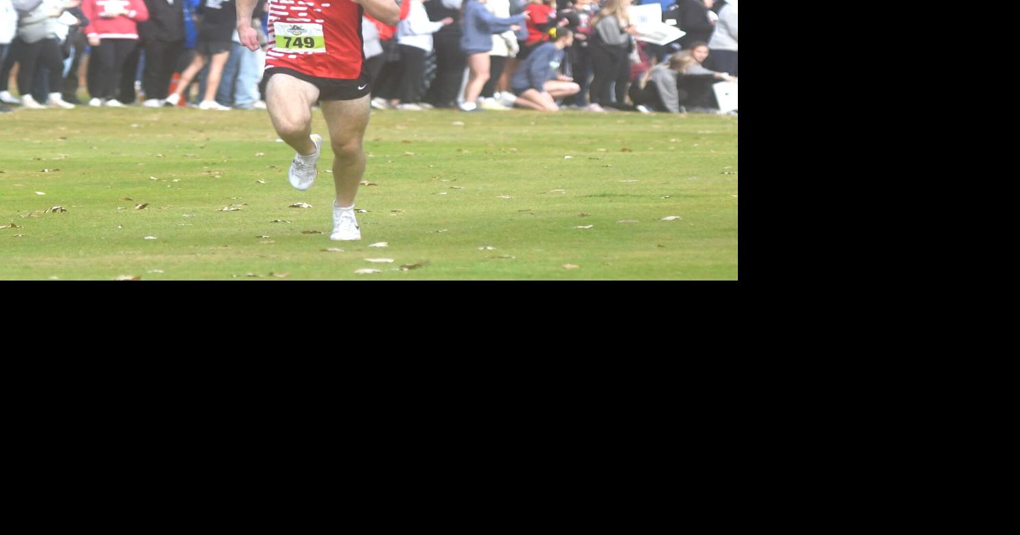 Whitewater's Hefty wins D2 cross country title; Whippets place ninth as ...