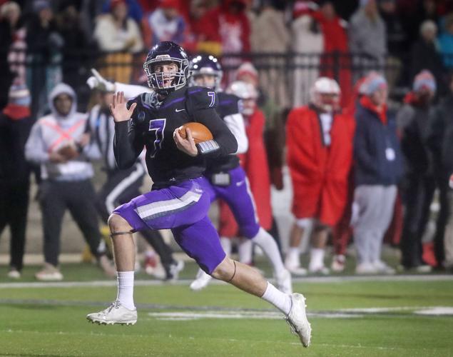 UW-W football notebook: Meylor shines with legs; Odd stats; Sharks get ...