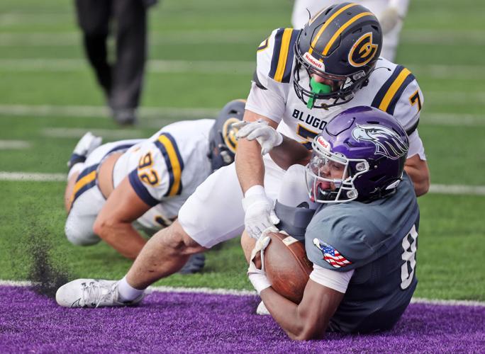 UW-Whitewater pummels UW-Eau Claire from the jump in regular-season ...