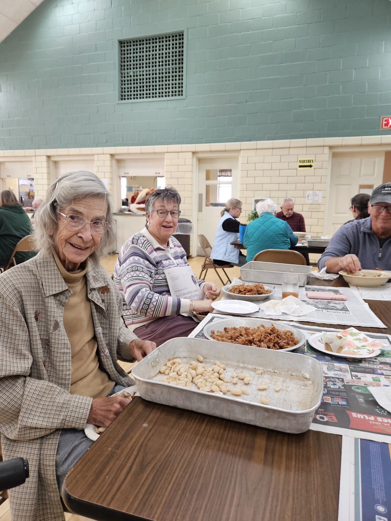 Congregational peanuts: In longtime church fundraiser, volunteers prep ...