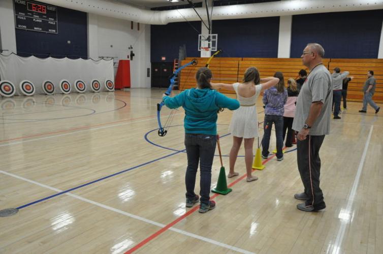 Middle school Archery Club hits bullseye | News | dailyunion.com