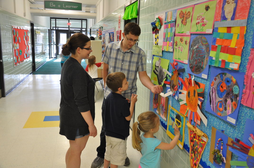 Rockwell Elementary School unveils mosaic, pavers | News | dailyunion.com