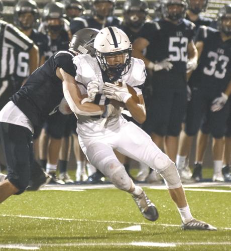 Football: Grundahl hits game-winning field goal as Warriors rally past ...