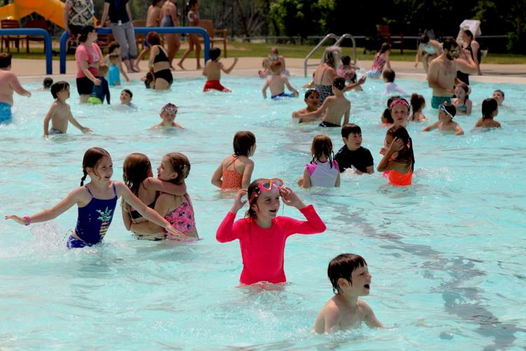 Fort Atkinson elementary students take trip to the Family Aquatic ...