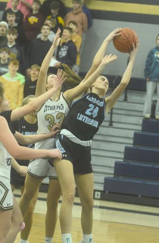 Girls basketball: Warriors stout defensively, hand Phoenix first loss ...