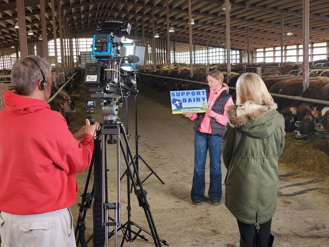 Katzman supports Wisconsin's dairy industry | Around Town | dailyunion.com