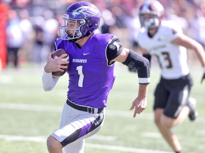 UW-La Crosse topples UW-Whitewater with 51-yard field goal as time ...