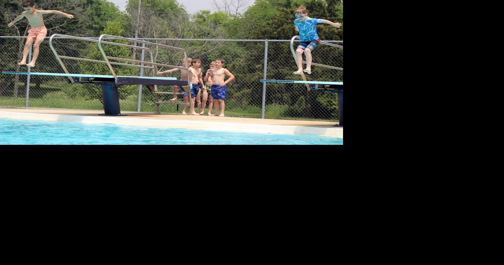 Fort Atkinson elementary students take trip to the Family Aquatic ...