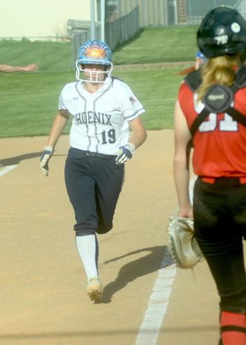 Softball: Phoenix boot Big Foot in regional opener | | dailyunion.com