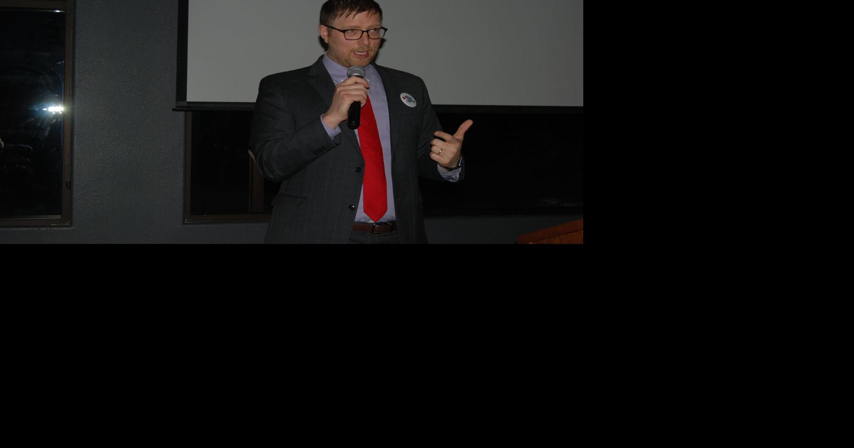 Wisconsin Democratic Party chair talks strategy in Jefferson | News ...