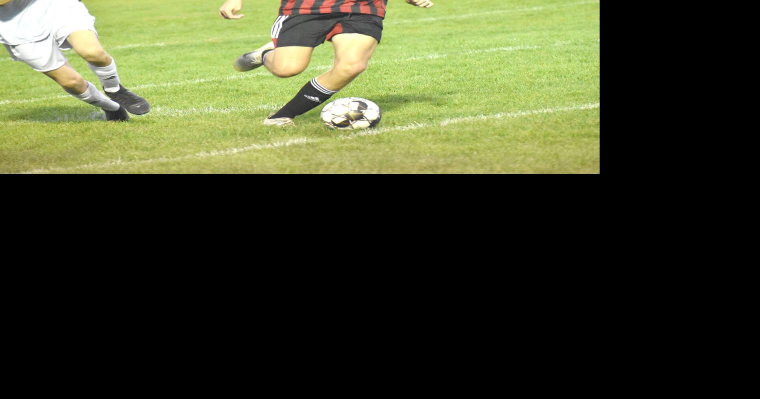 Boys soccer: Burke, Dommershausen score in Fort Atkinson win over ...