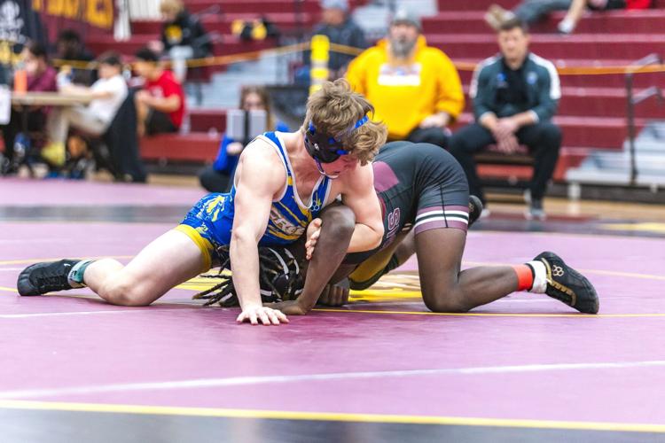 WIAA wrestling: Second-place Cambridge advances 8 to sectional; 4 from ...