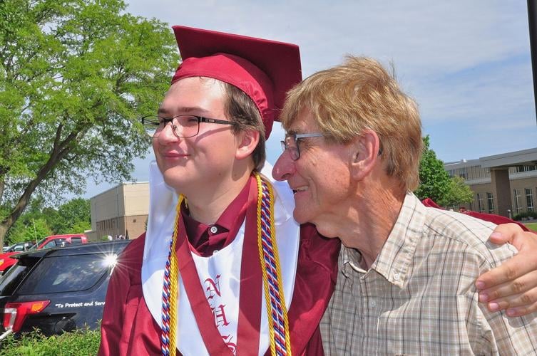 Jefferson Class of 2022 crosses the stage | Jefferson | dailyunion.com